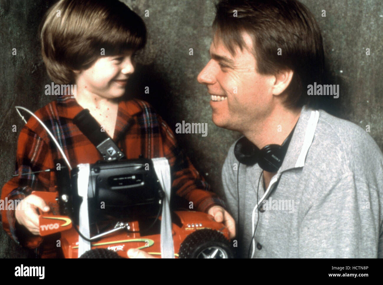 HOME ALONE 3, Alex Linz, director Raja Gosnell, on set, 1997. TM and ...