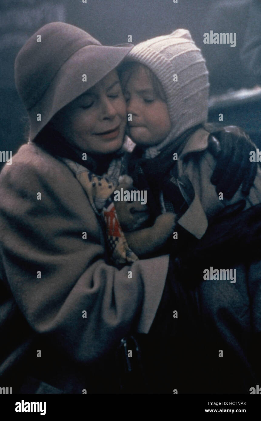 HOPE AND GLORY, Sarah Miles, Geraldine Muir, 1987, (c) Columbia ...