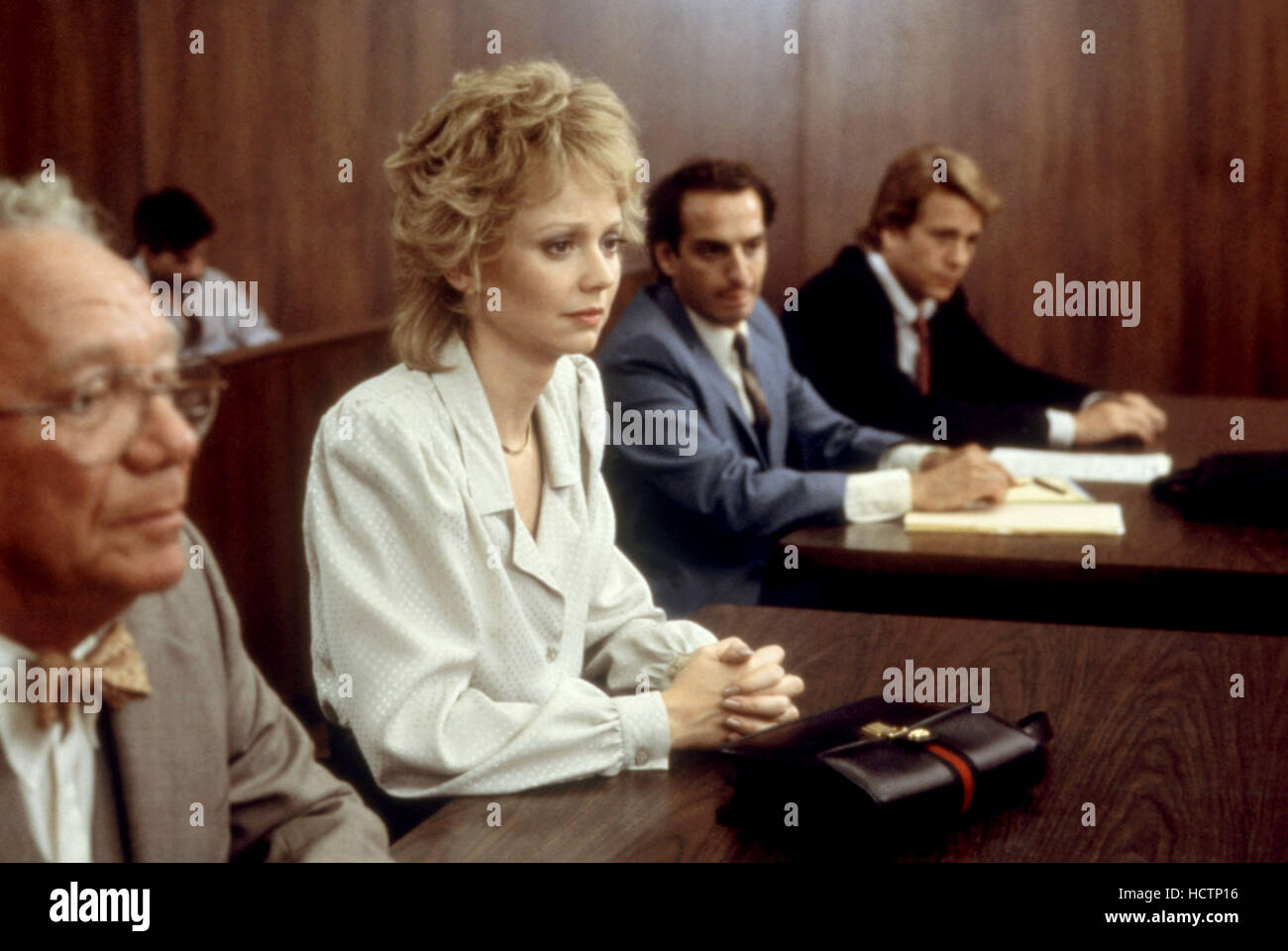 IRRECONCILABLE DIFFERENCES, Shelley Long, David Paymer, Ryan O'Neal ...