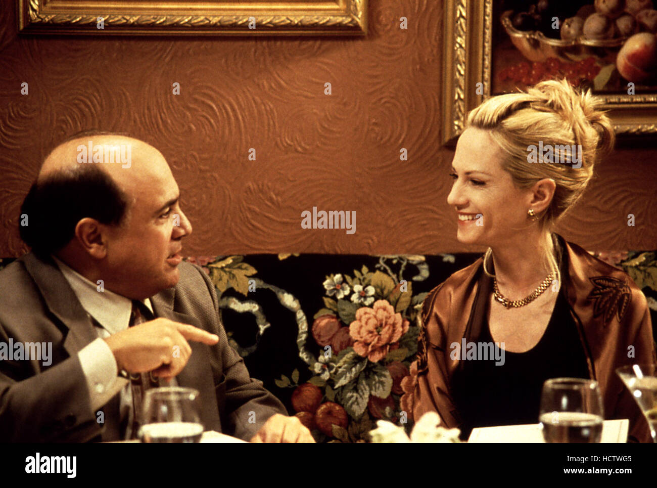 LIVING OUT LOUD, Danny De Vito, Holly Hunter, 1998 Stock Photo - Alamy
