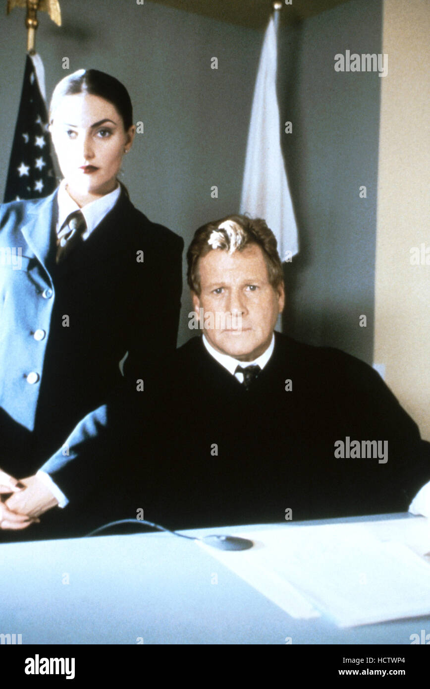 THE LIST, (from left): Madchen Amick, Ryan O'Neal, 2000. © York ...