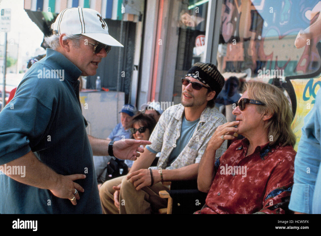 JIMMY HOLLYWOOD, director, Barry Levinson, Christian Slater, Joe Pesci ...