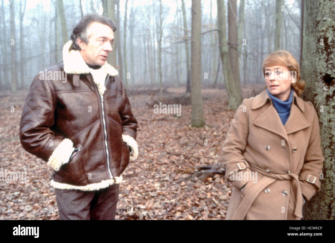 LA VIE CONTINUE, Jean-Pierre Cassel, Annie Girardot, 1981, (c) Triumph ...