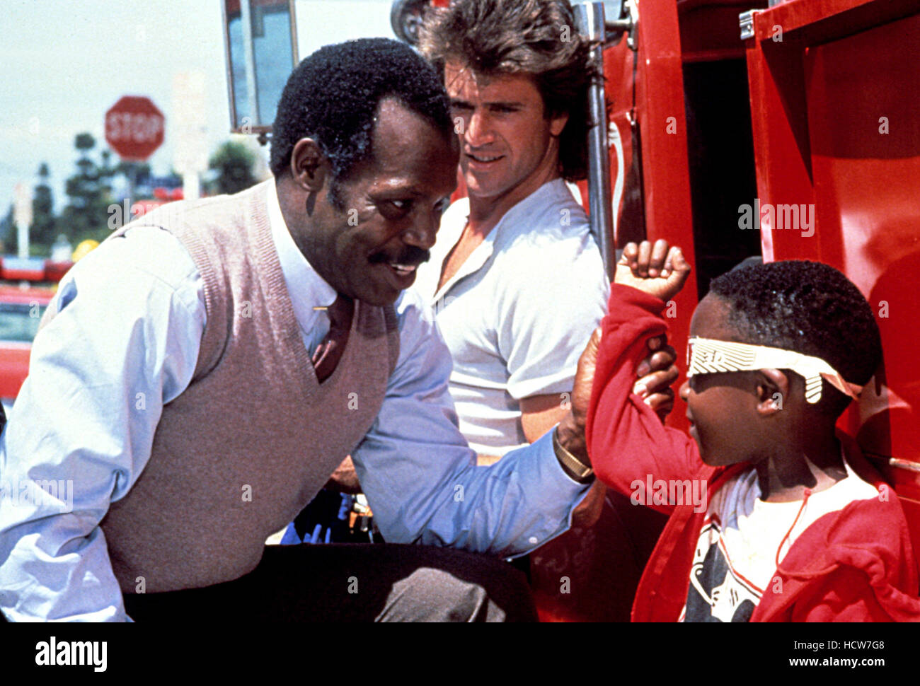 LETHAL WEAPON, Danny Glover, Mel Gibson, 1987 Stock Photo - Alamy