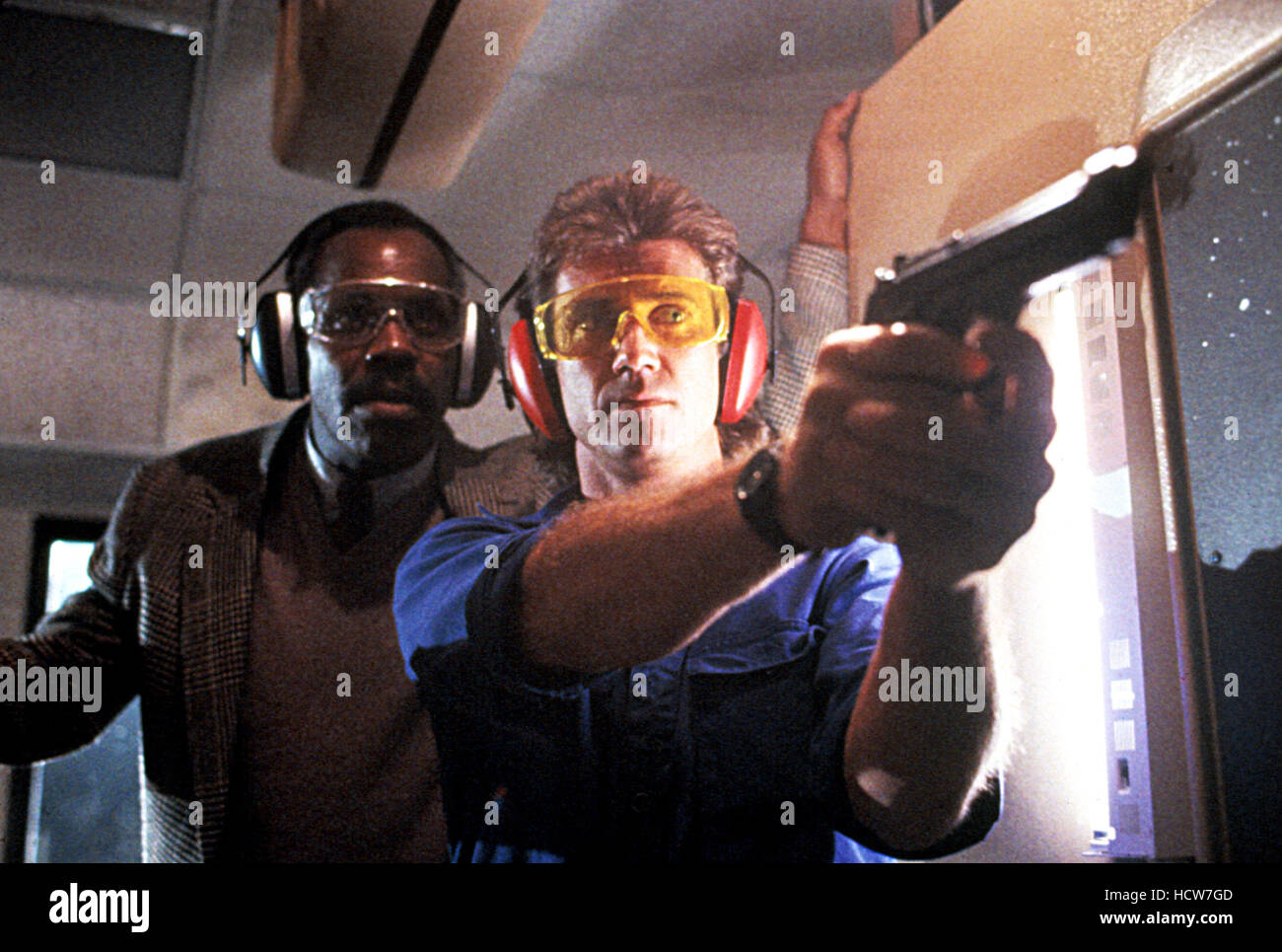 LETHAL WEAPON, Danny Glover, Mel Gibson, 1987 Stock Photo - Alamy