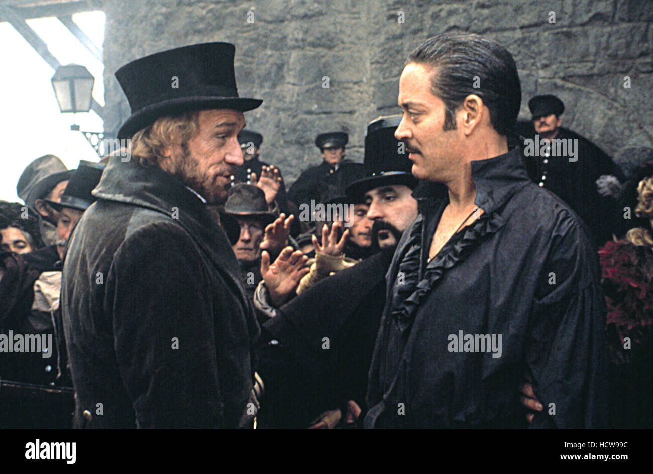 MACK THE KNIFE, Richard Harris, Raul Julia, 1990 Stock Photo - Alamy