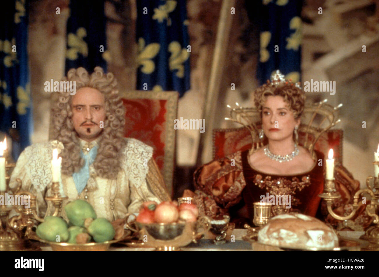 THE MUSKETEER, Daniel Mesguich, Catherine Deneuve, 2001, (c)Universal ... THE MUSKETEER, Daniel Mesguich, Catherine Deneuve, 2001, (c)Universal ...