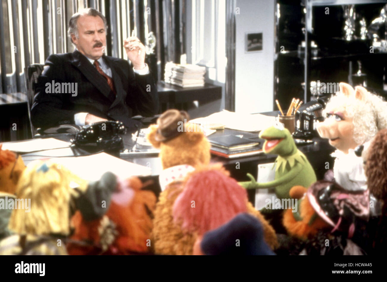THE MUPPETS TAKE MANHATTAN, Dabney Coleman, Scooter, Janice, Floyd ...