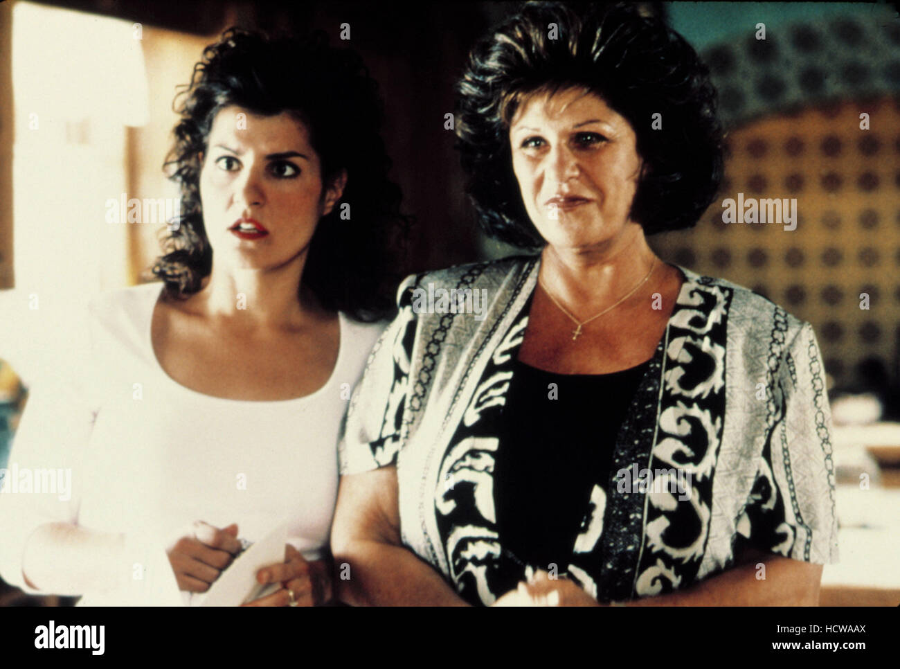 MY BIG FAT GREEK WEDDING, Nia Vardalos, Lainie Kazan, 2002 Stock Photo ...
