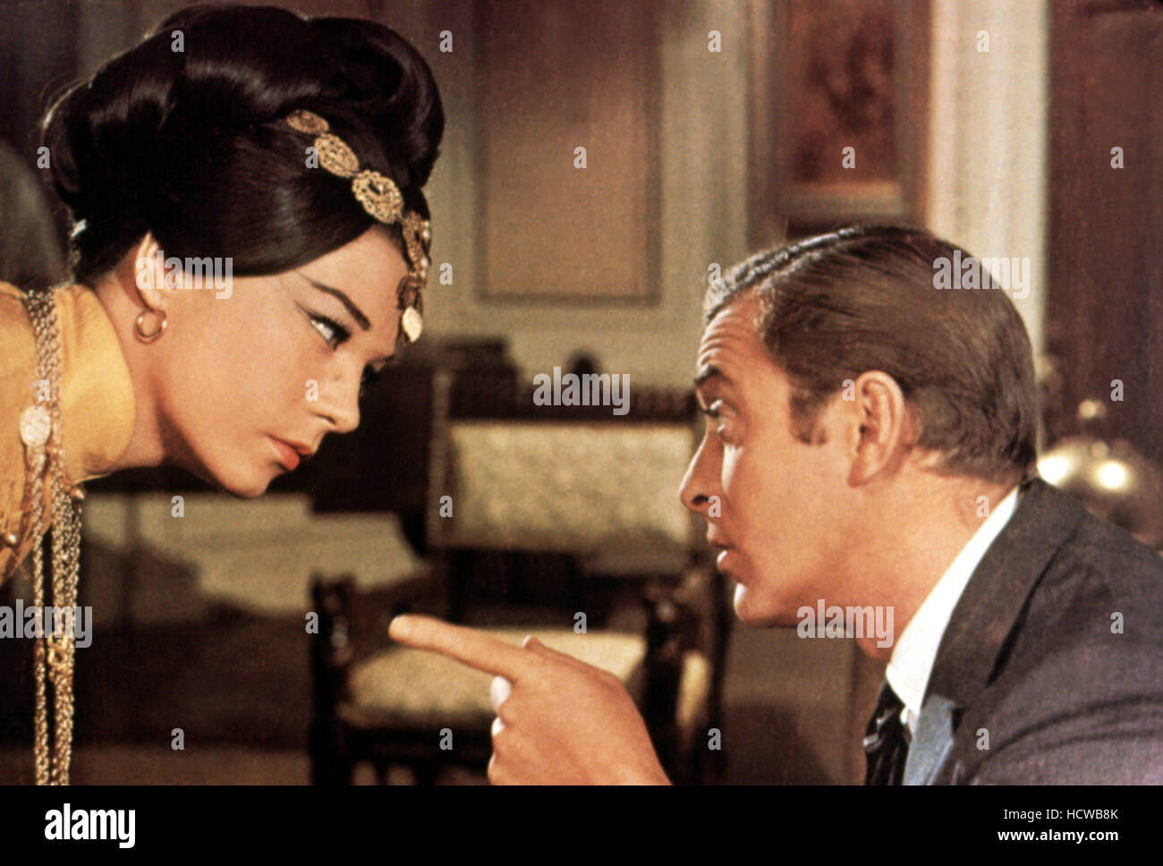 GAMBIT, Shirley MacLaine, Michael Caine, 1966 Stock Photo - Alamy