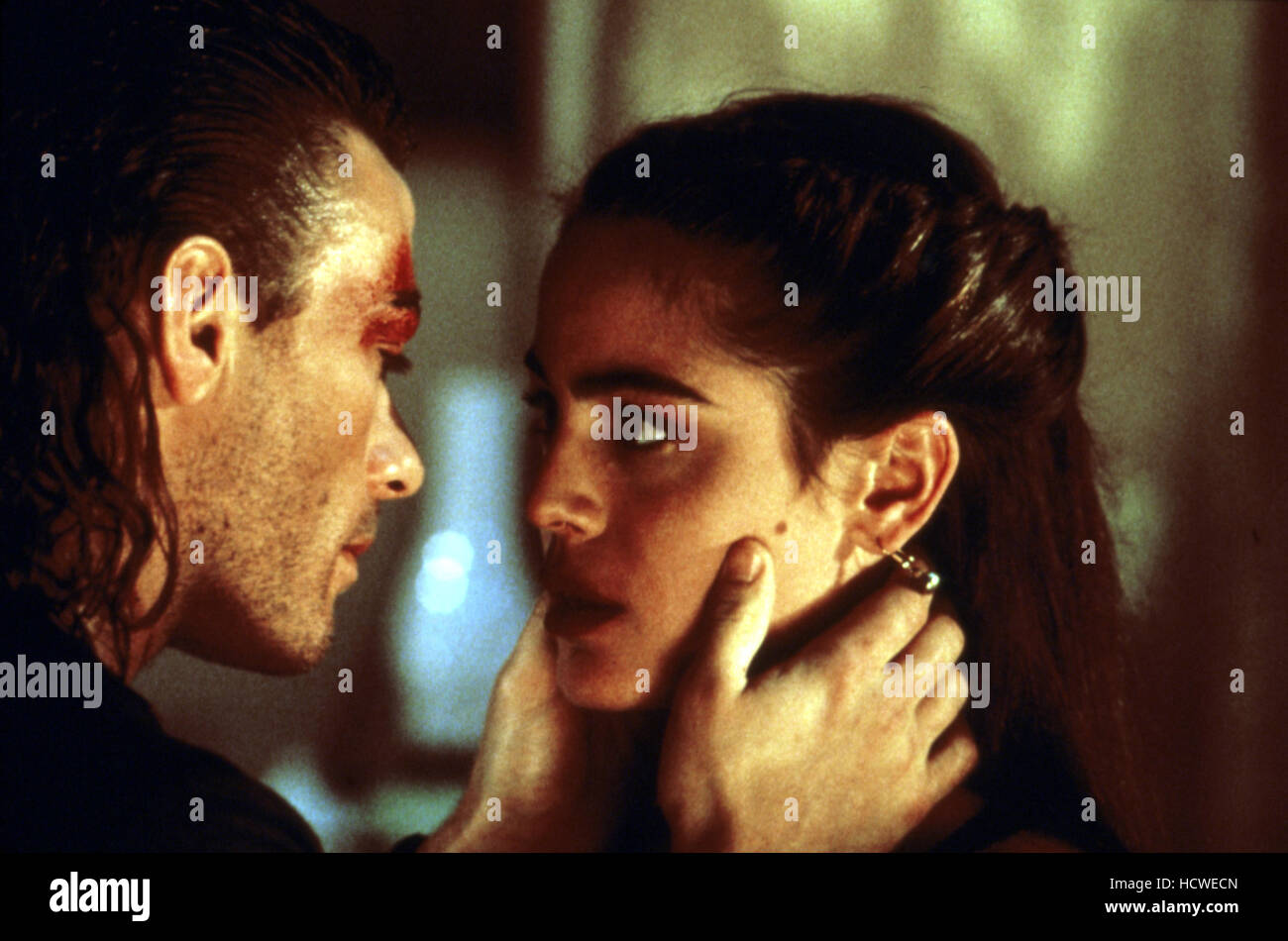 HARD TARGET, Jean-Claude Van Damme, Yancy Butler, 1993 ©MCA/courtesy ...