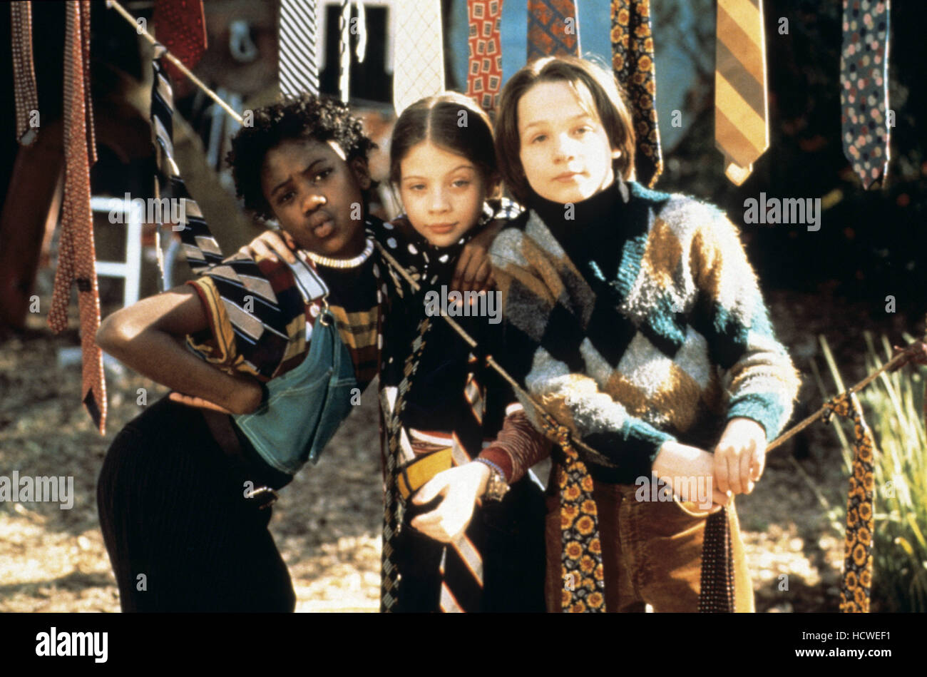 HARRIET THE SPY, from left: Vanessa Lee Chester, Michelle Trachtenberg ...