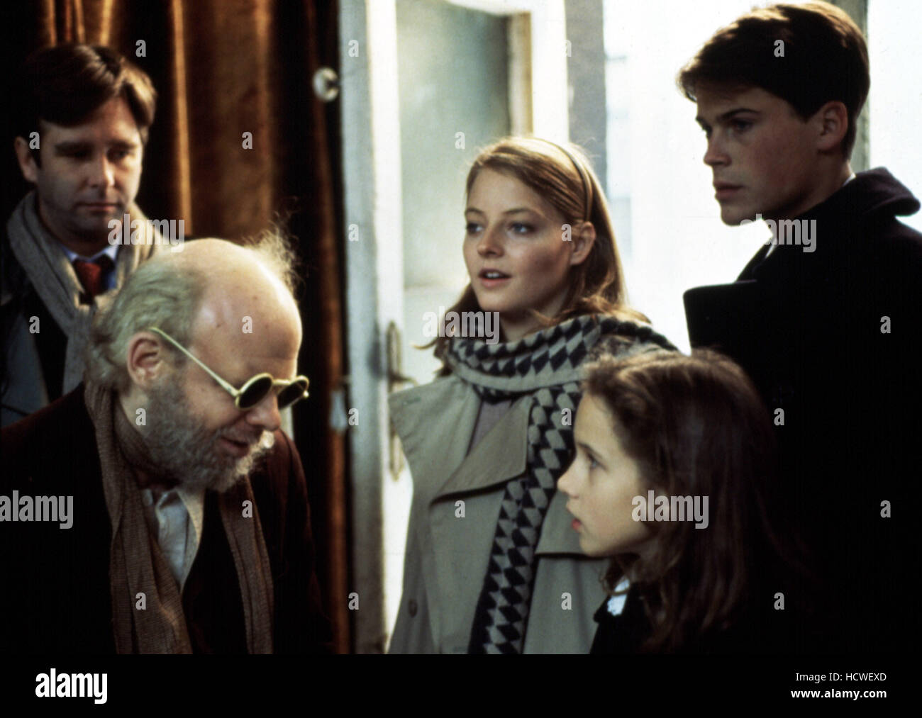 HOTEL NEW HAMPSHIRE, Beau Bridges, Wallace Shawn, Jodie Foster ...
