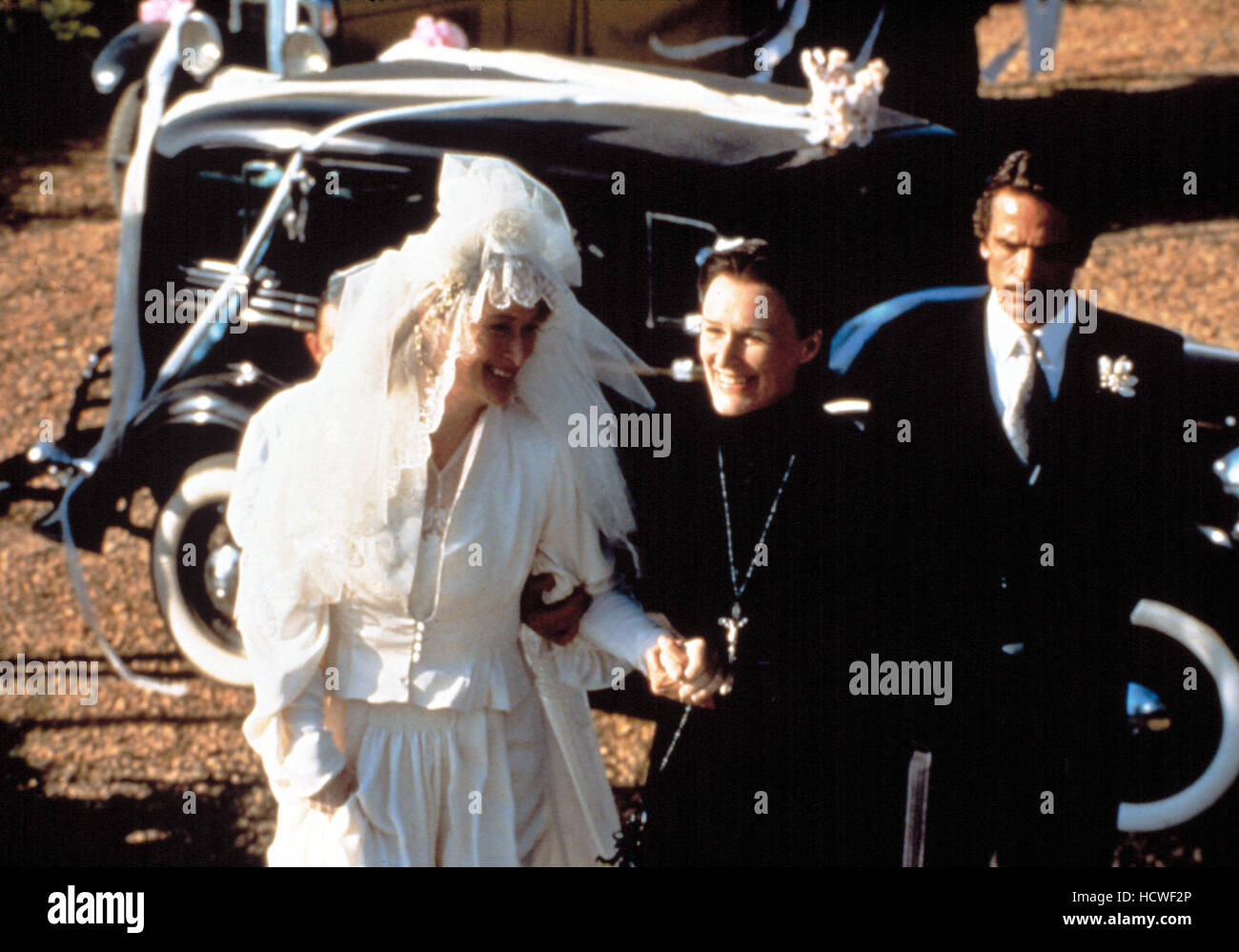 THE HOUSE OF THE SPIRITS, Meryl Streep, Glenn Close, Jeremy Irons, 1993 ...