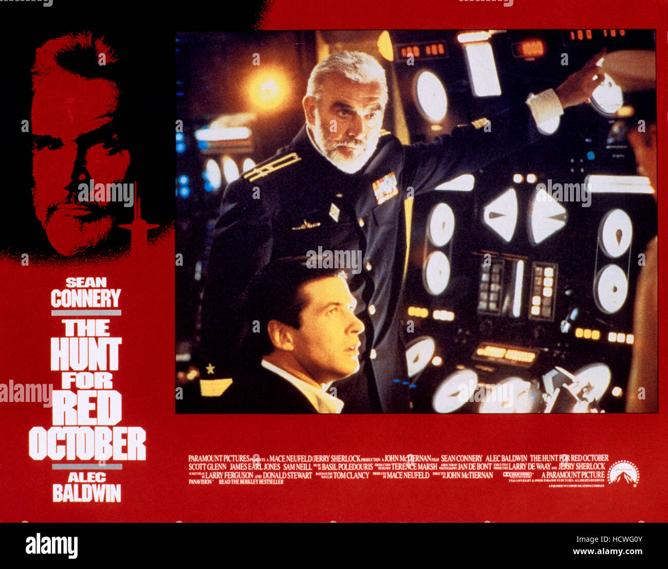 THE HUNT FOR RED OCTOBER, Sean Connery, Alec Baldwin, 1990 Stock Photo ...