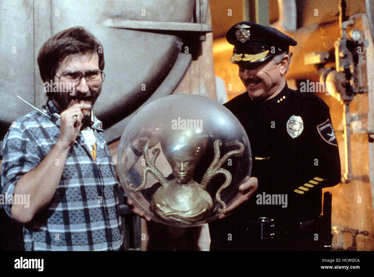 Director Tobe Hooper (left) on the set of INVADERS FROM MARS, 1986 ...