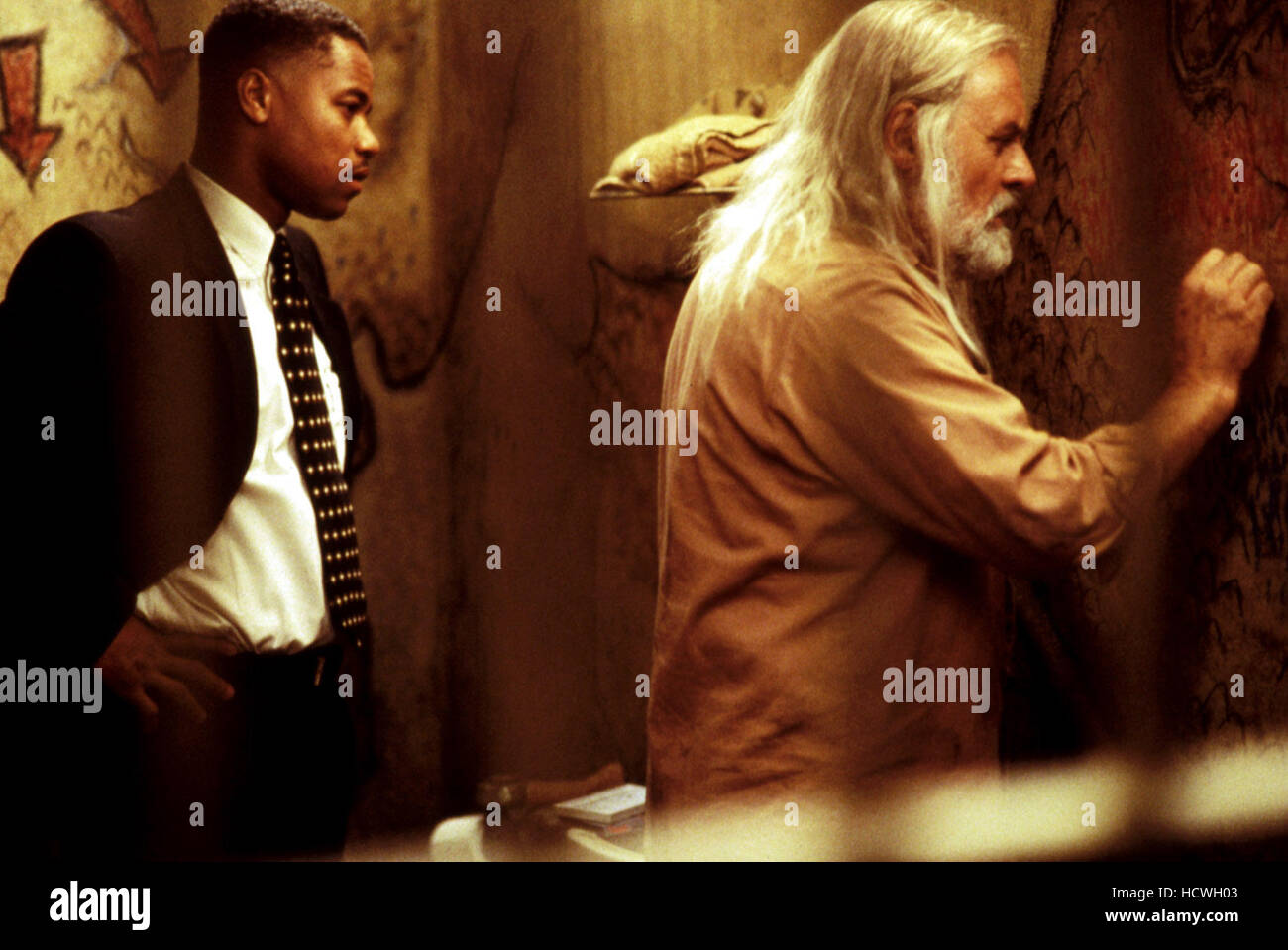 INSTINCT, Cuba Gooding Jr., Anthony Hopkins, 1999, prison Stock Photo ...