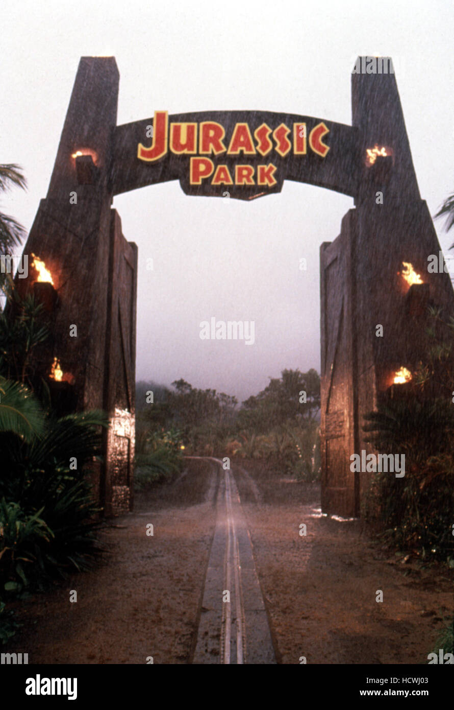 JURASSIC PARK, front gate of park, 1993, (c)MCA/courtesy Everett ...