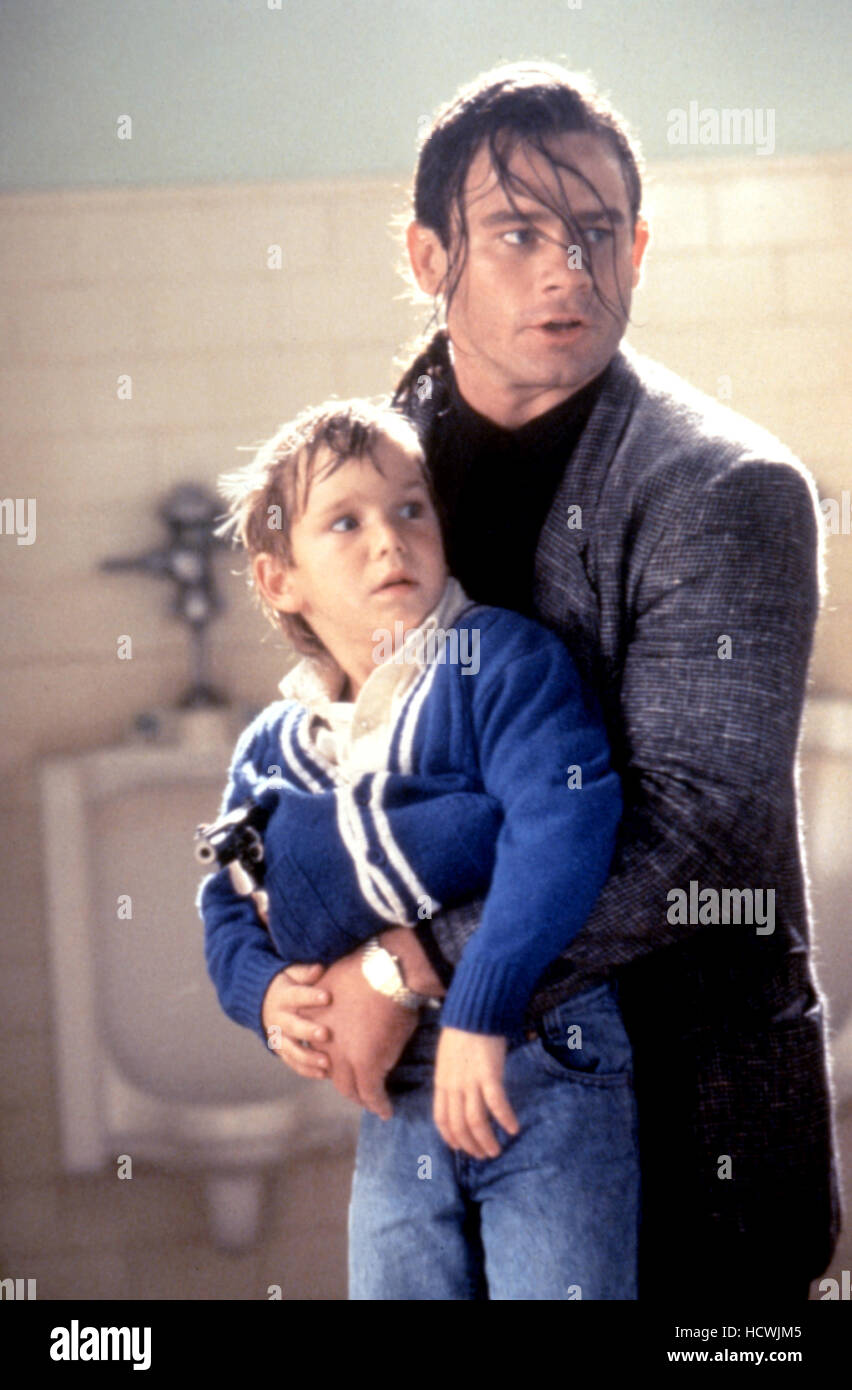 KINDERGARTEN COP, Joseph/Christian Cousins, Richard Tyson, 1990, (c ...