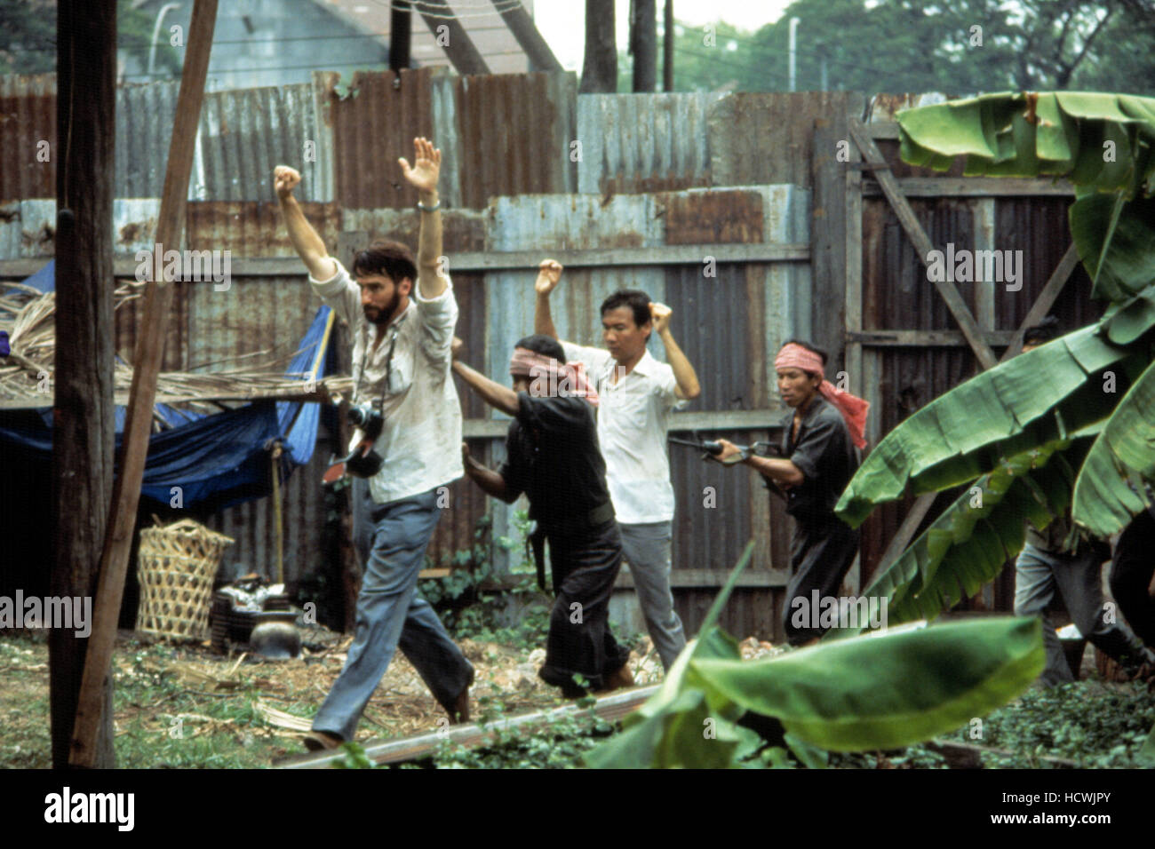 THE KILLING FIELDS, Sam Waterston, Dr. Haing S. Ngor, 1984. ©Warner ...