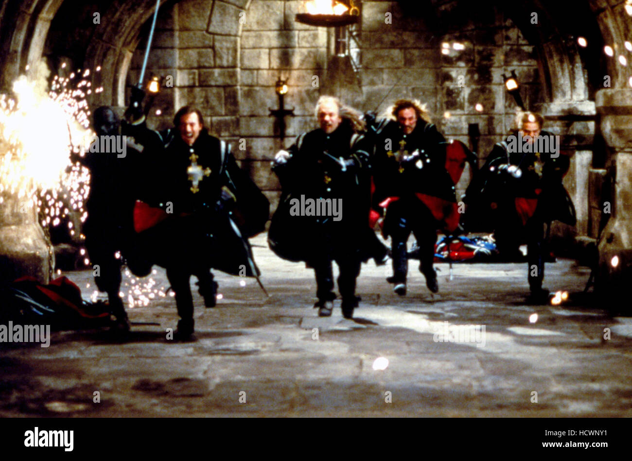 MAN IN THE IRON MASK, Leonardo Di Caprio, Gabriel Byrne, John Malkovich ...