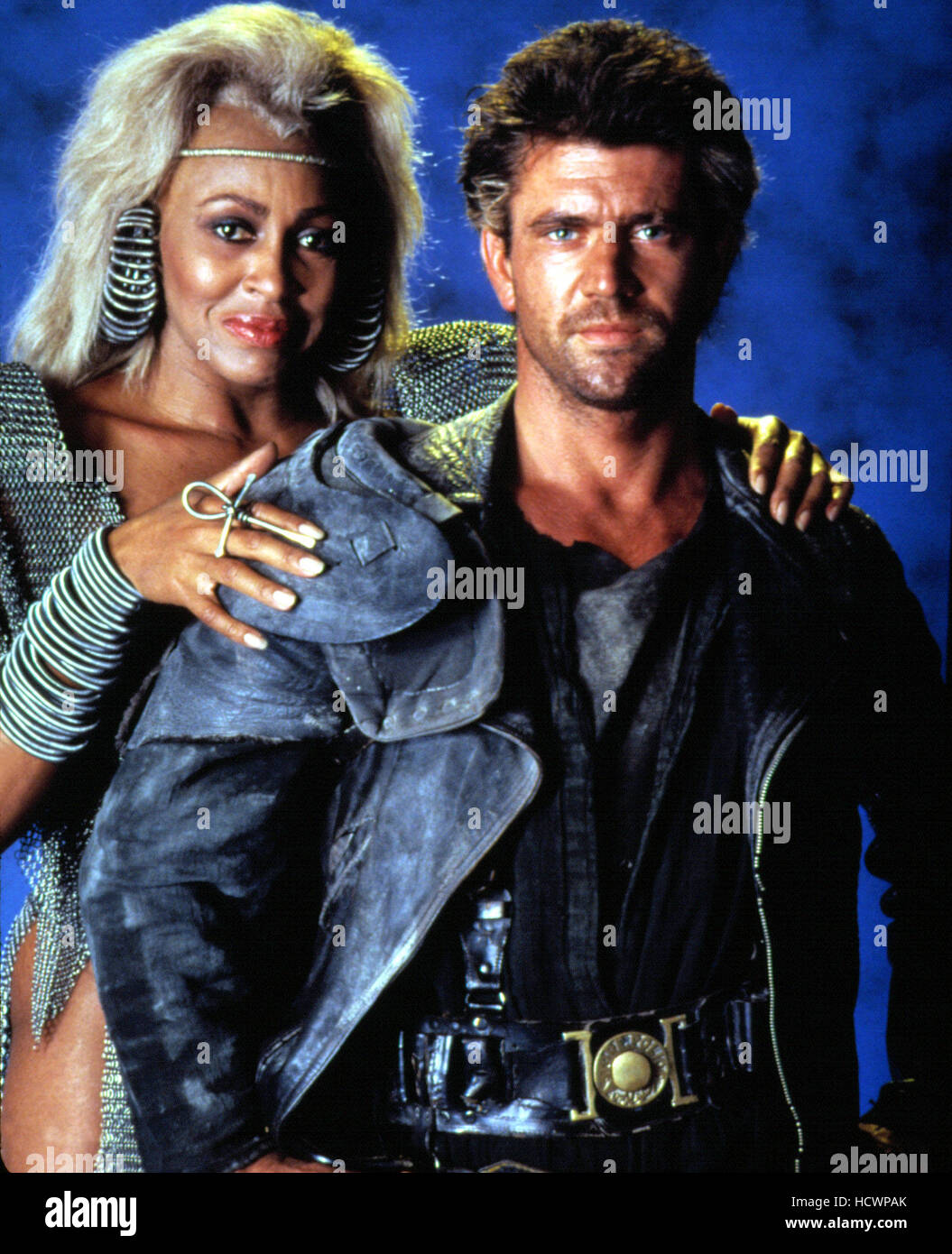 MAD MAX BEYOND THUNDERDOME, Tina Turner, Mel Gibson, 1985 Stock Photo ...