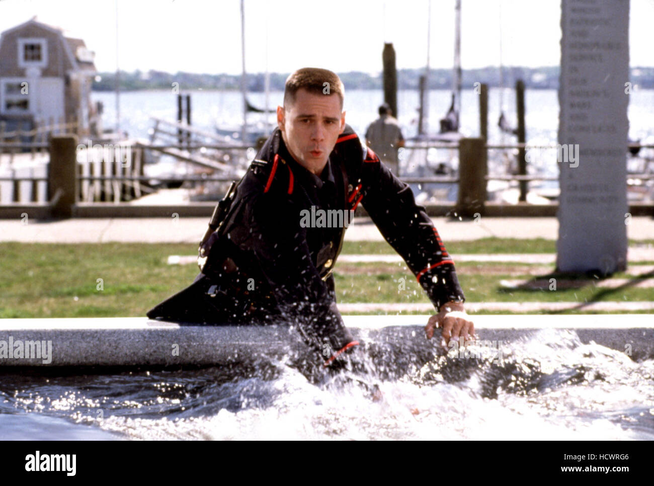 ME MYSELF & IRENE, Jim Carrey, 2000, grabbing in the pool, TM and ...