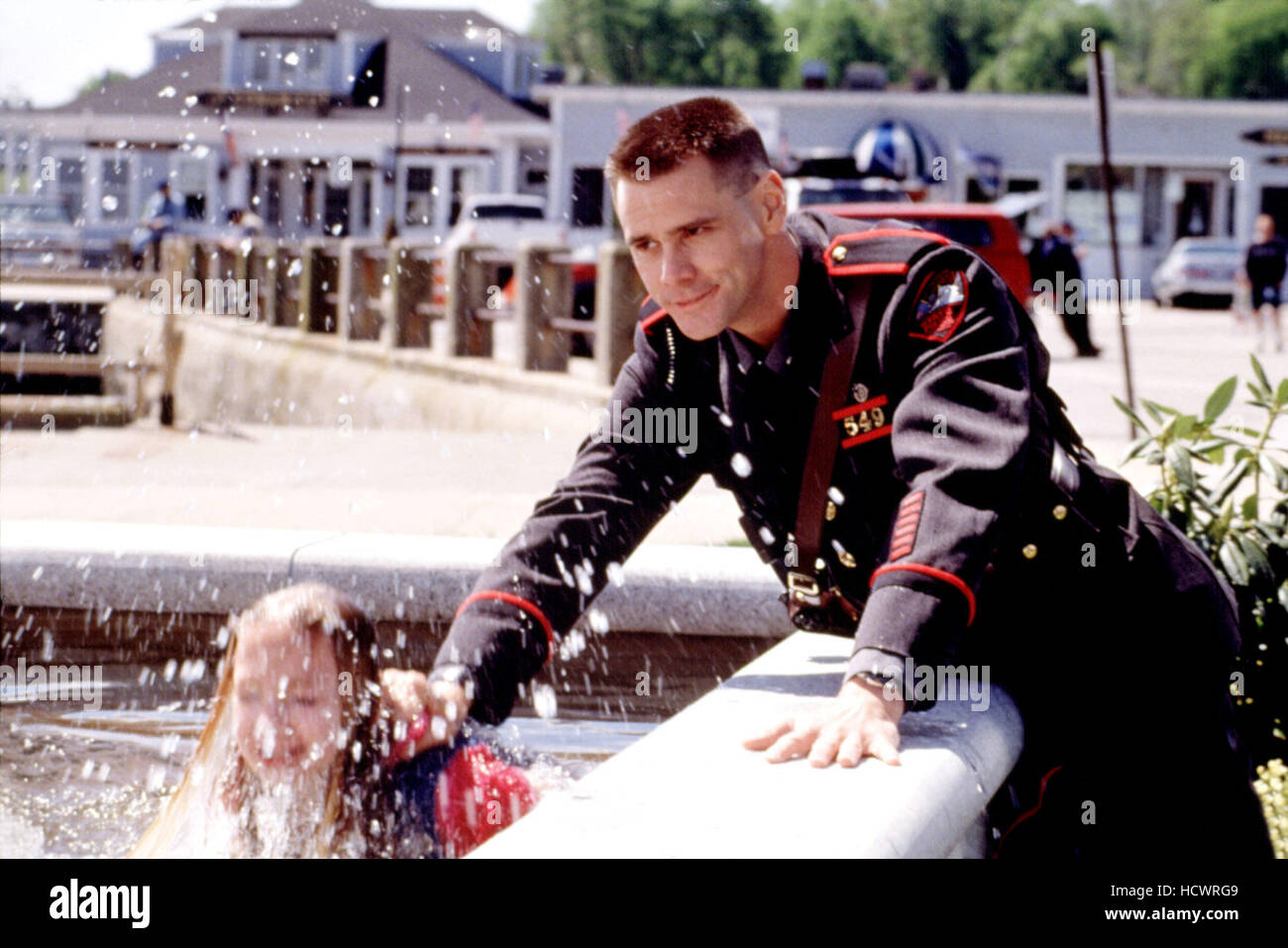 ME MYSELF & IRENE, Jim Carrey, 2000, rescue from the pool, TM and ...