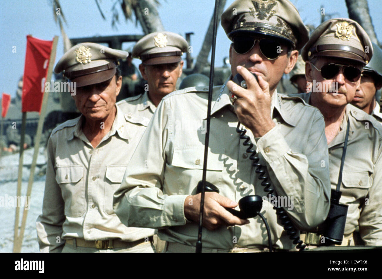 MACARTHUR, Gregory Peck, 1977 Stock Photo - Alamy