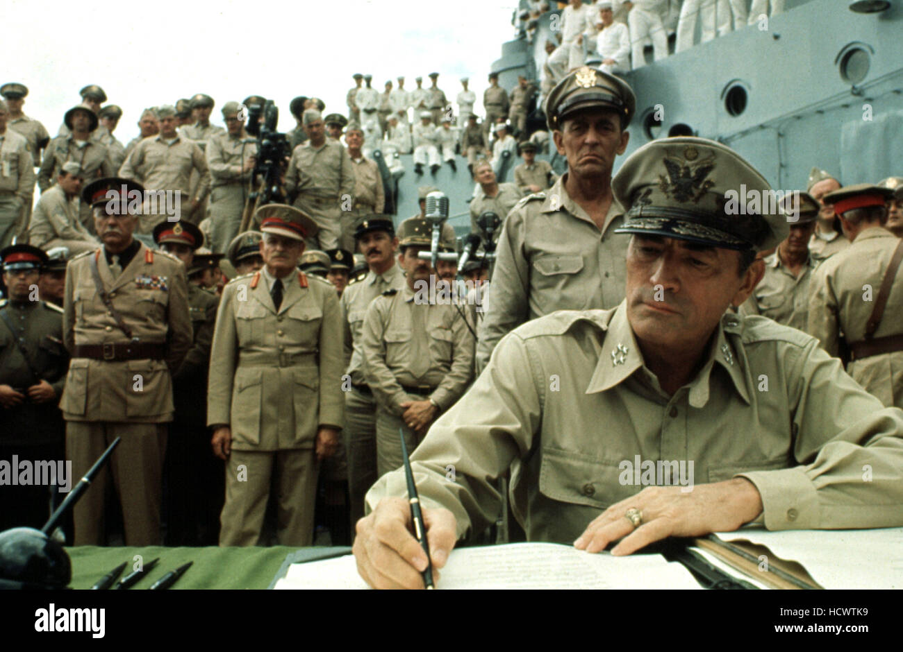 MACARTHUR, Gregory Peck, 1977 Stock Photo - Alamy