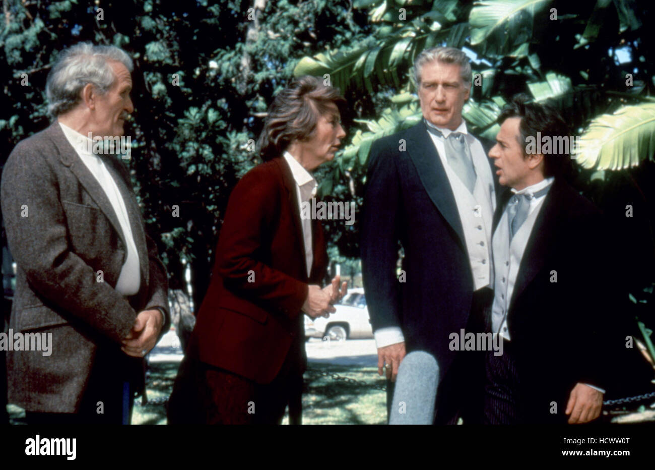 MICKI & MAUDE, Richard Mulligan (second from right), Dudley Moore (far ...