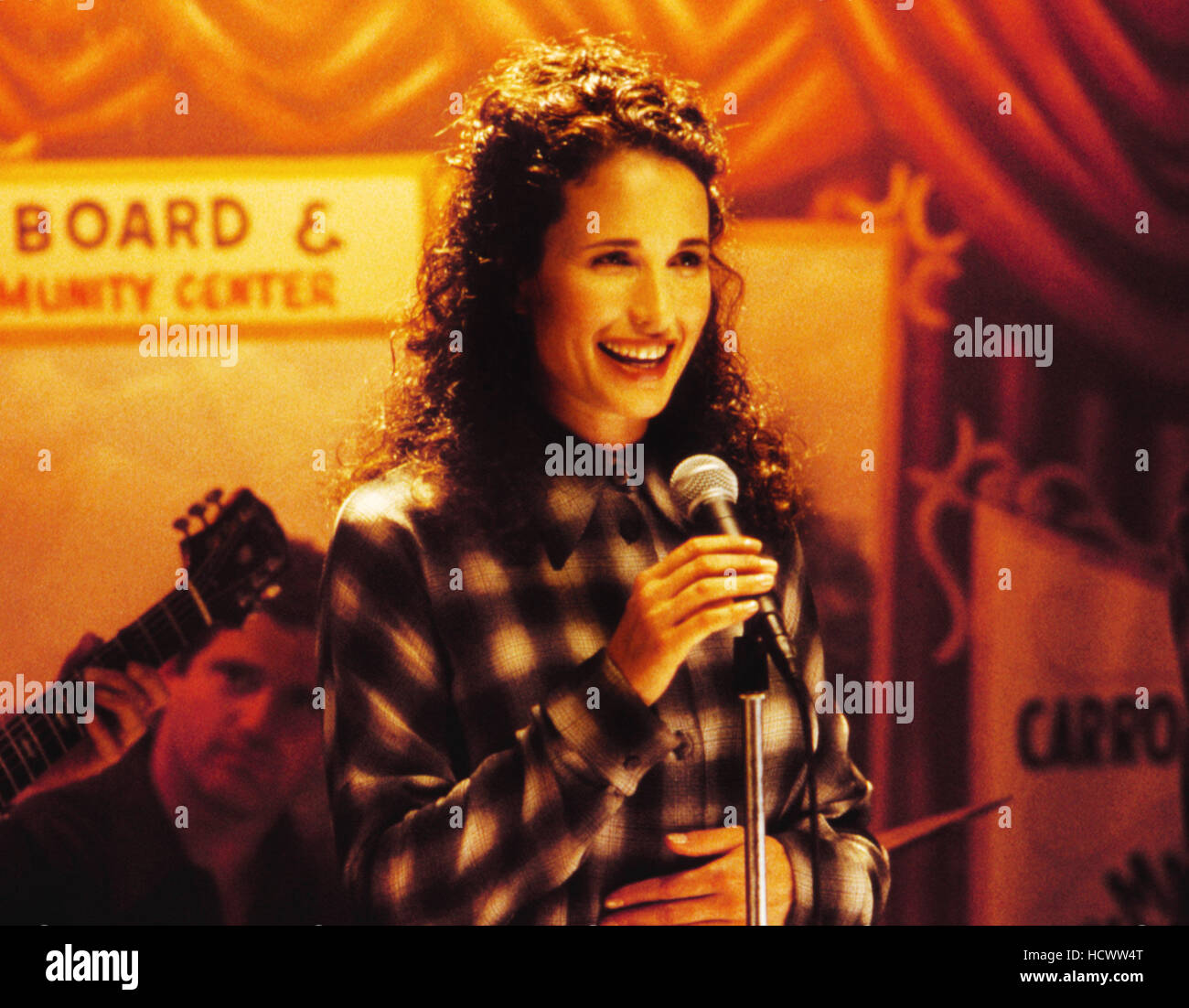 MICHAEL, Andie MacDowell, 1996 Stock Photo - Alamy