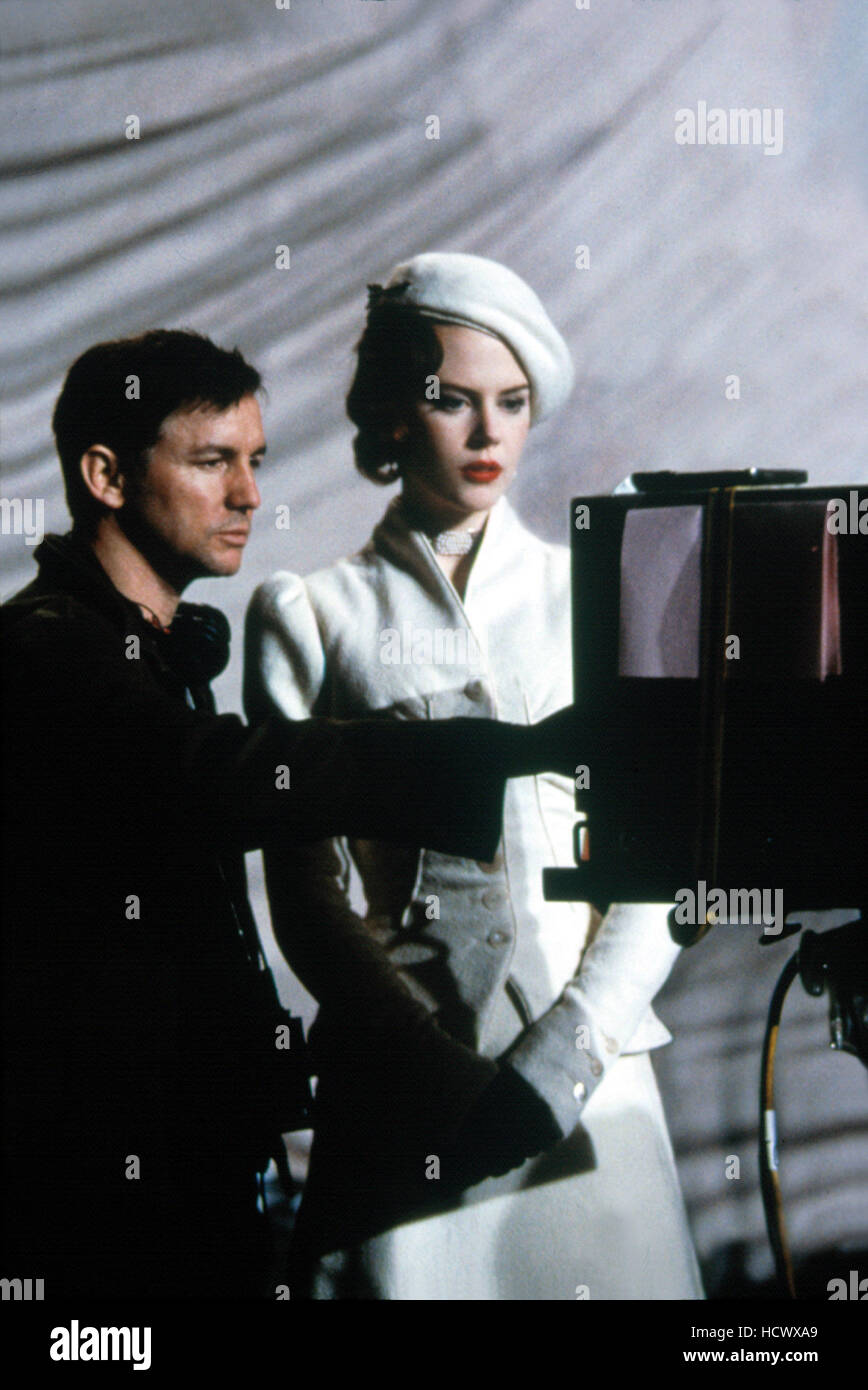 MOULIN ROUGE!, Director Baz Luhrmann, Nicole Kidman view a playback ...