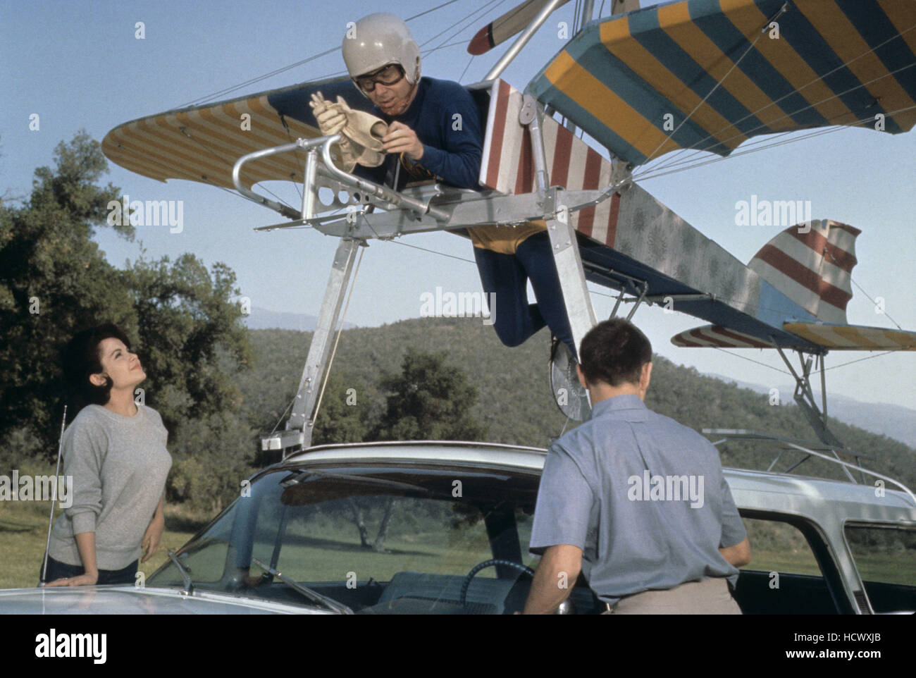 THE MONKEY'S UNCLE, from left: Annette Funicello, Tommy Kirk, 1965 ...