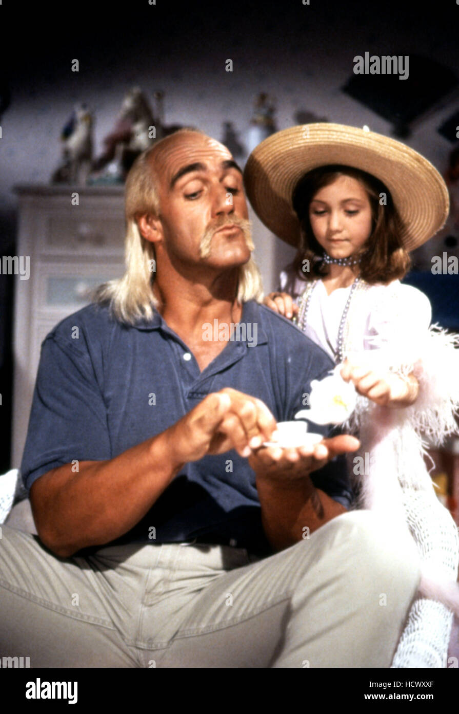 MR. NANNY, Hulk Hogan, Madeline Zima, 1993, (c)New Line Cinema/courtesy ...