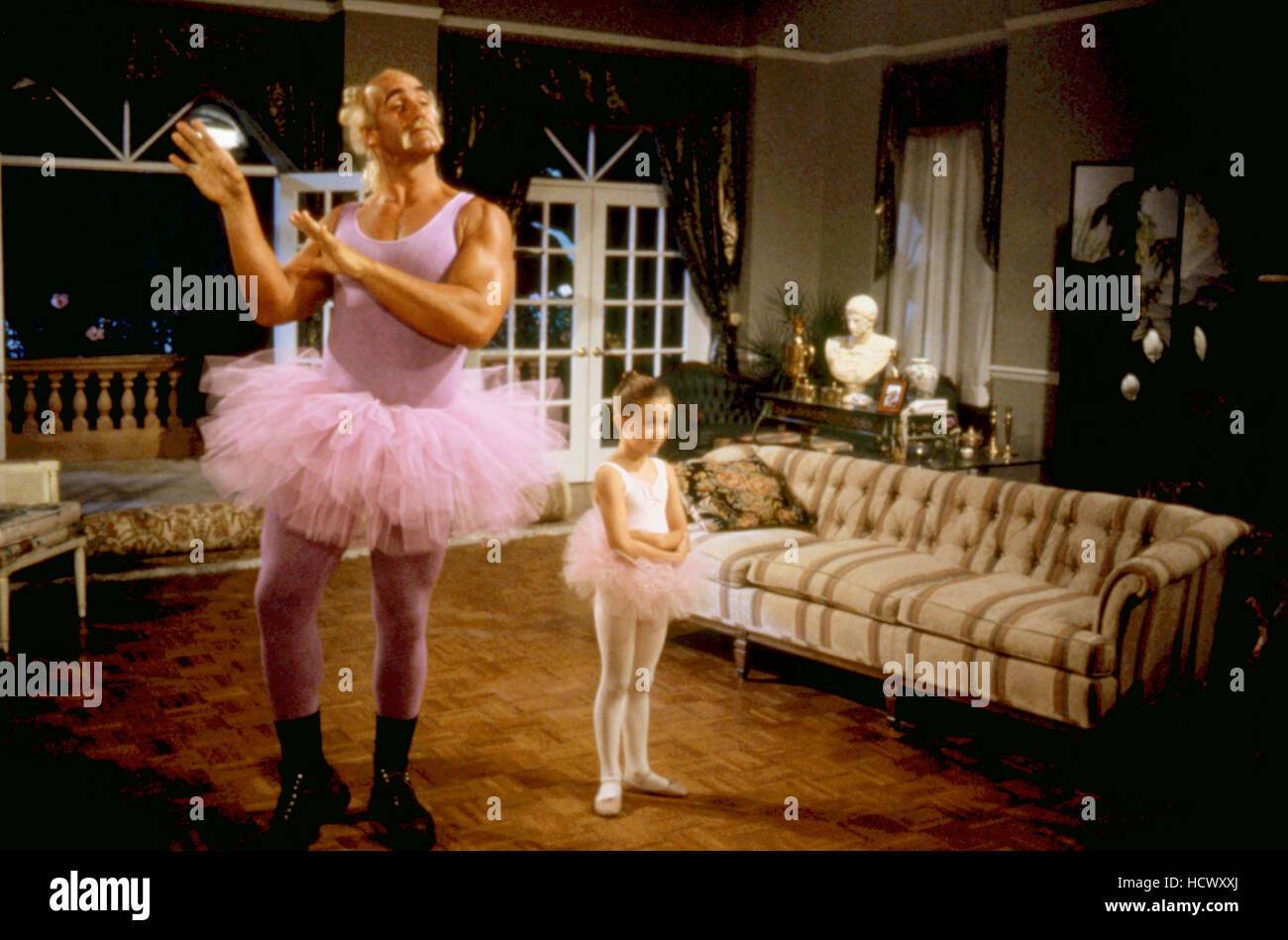 MR. NANNY, Hulk Hogan, Madeline Zima, 1993. (c)New Line Cinema/courtesy ...