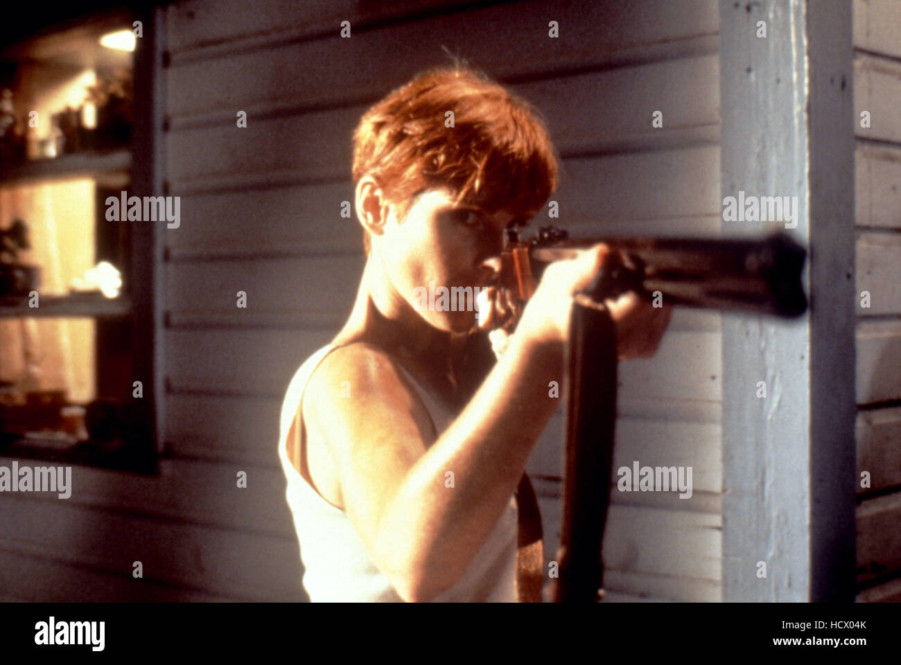 NIGHT OF THE LIVING DEAD, Patricia Tallman, 1990, (c)Columbia Pictures ...