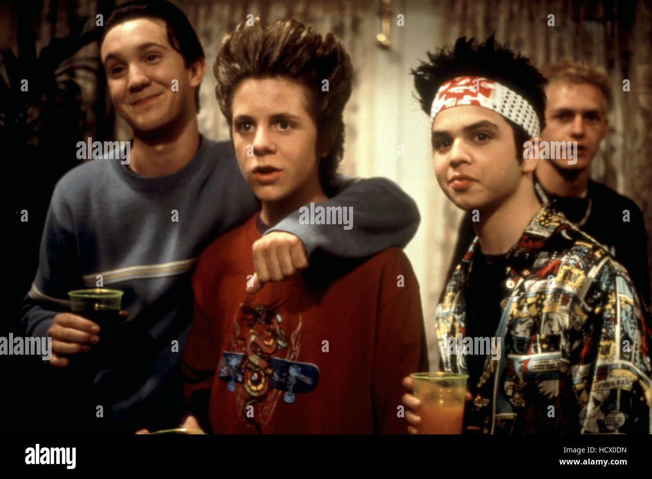 NOT ANOTHER TEEN MOVIE, Sam Huntington, Cody McMains, Samm Levine, 2001 ...