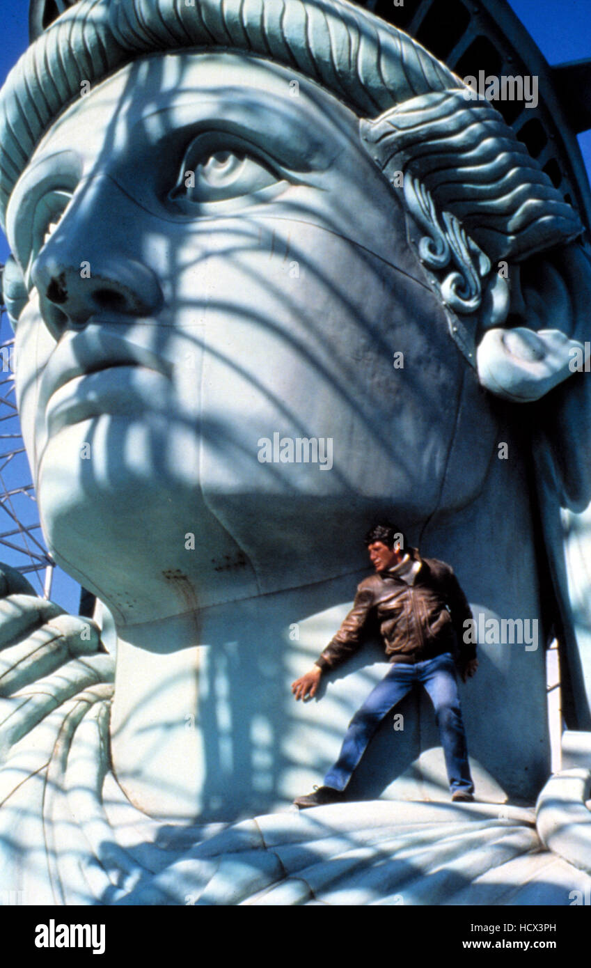 REMO WILLIAMS: THE ADVENTURE BEGINS, Fred Ward, 1985 Stock Photo - Alamy