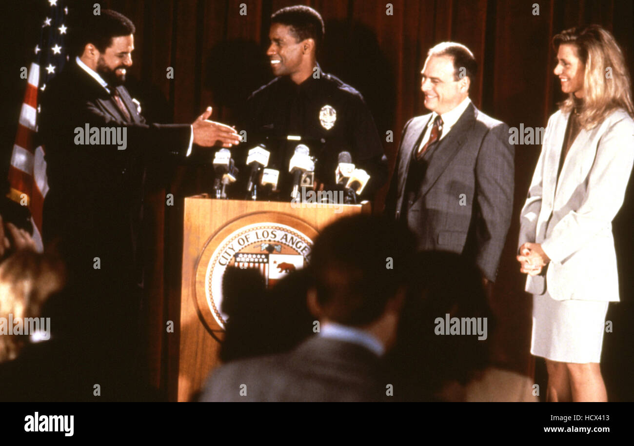RICOCHET, Denzel Washington (center), 1991, (c)Warner Bros./courtesy ...