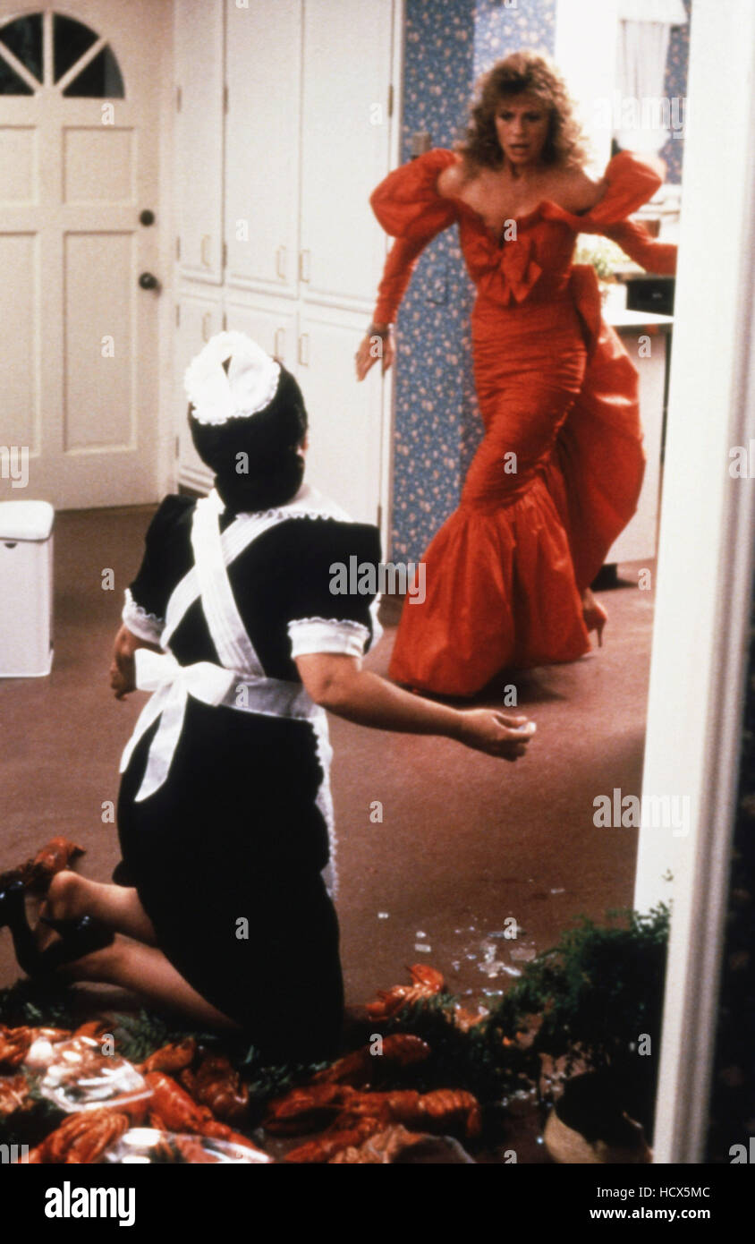 SCENES FROM THE CLASS STRUGGLE IN BEVERLY HILLS, Edith Diaz (back to camera), Jacqueline Bisset ...