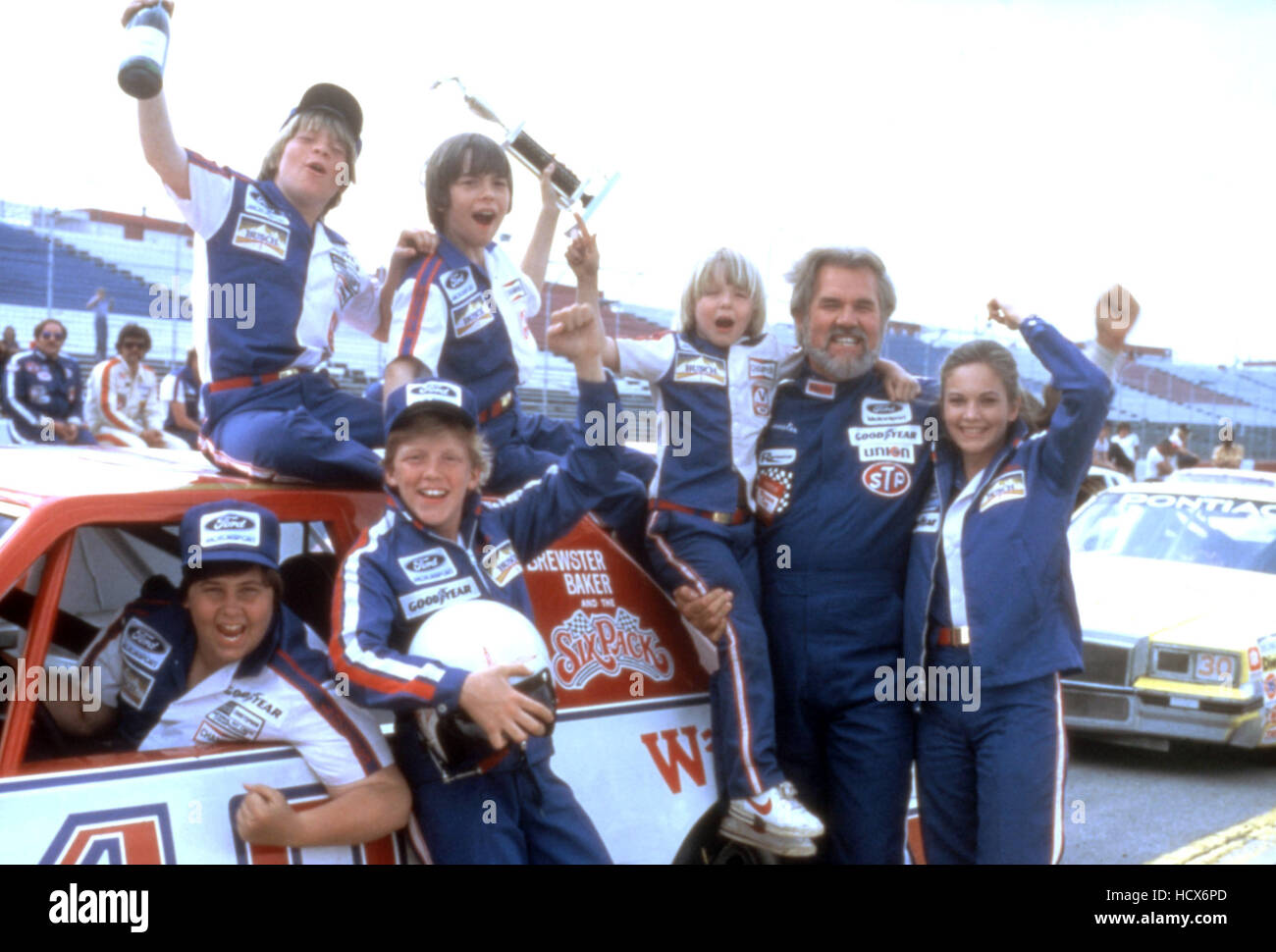 Kenny rogers 1980s hi-res stock photography and images - Alamy