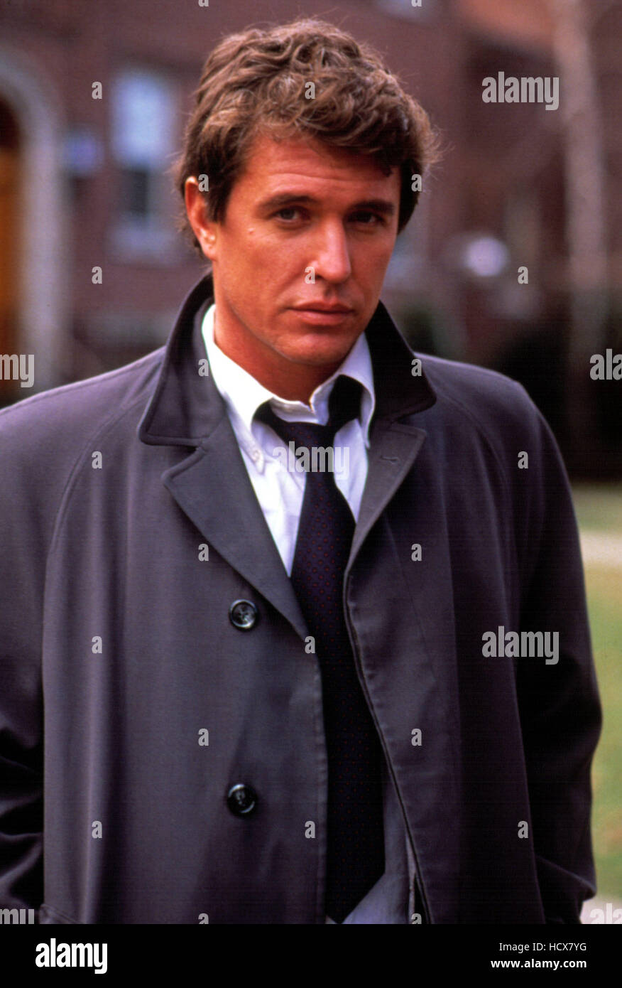 SOMEONE TO WATCH OVER ME, Tom Berenger, 1987 Stock Photo - Alamy