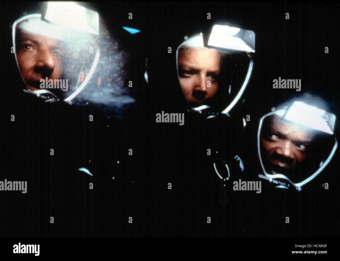 SPHERE, Dustin Hoffman, Sharon Stone, Samuel L. Jackson, 1998 Stock ...