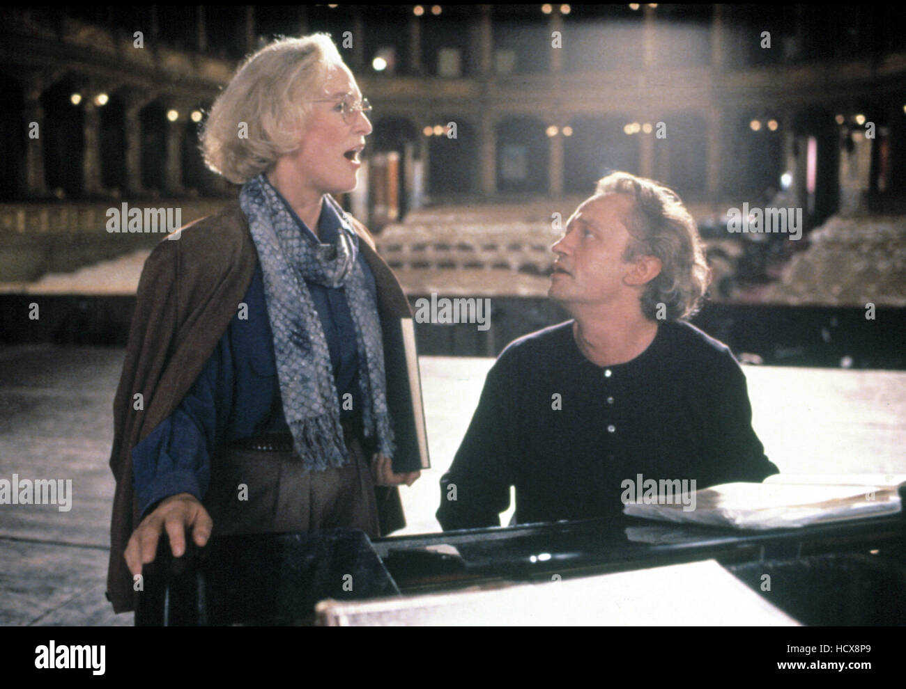 MEETING VENUS, Niels Arestrup, Glenn Close, 1991 Stock Photo - Alamy