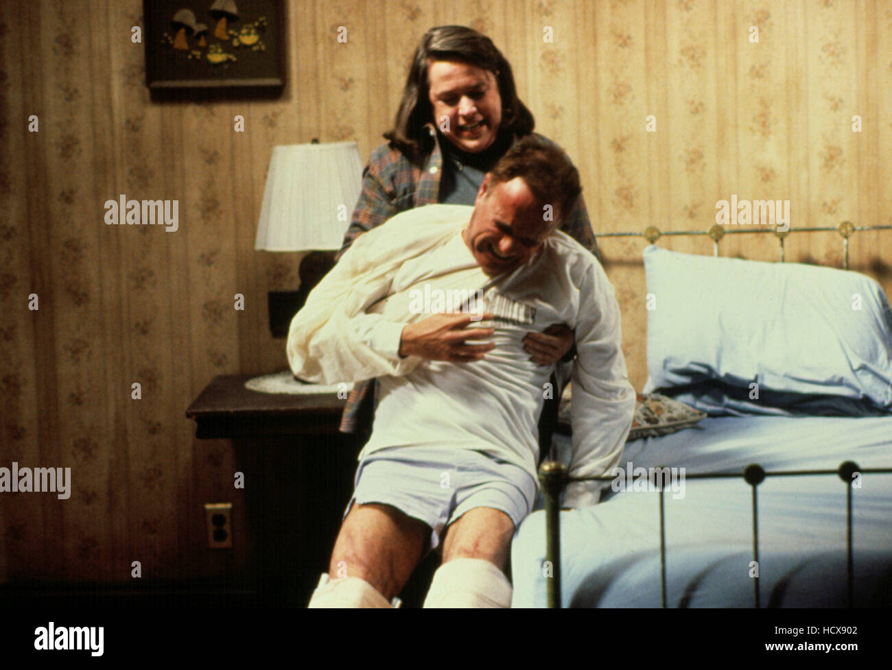 MISERY, Kathy Bates, James Caan, 1990 Stock Photo - Alamy