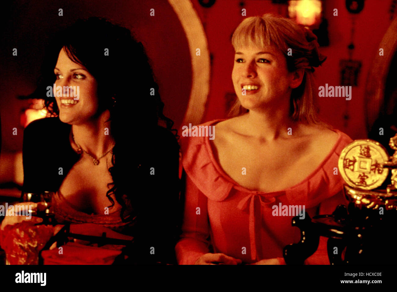 NURSE BETTY, Tia Texada, Renee Zellweger, 2000 Stock Photo - Alamy