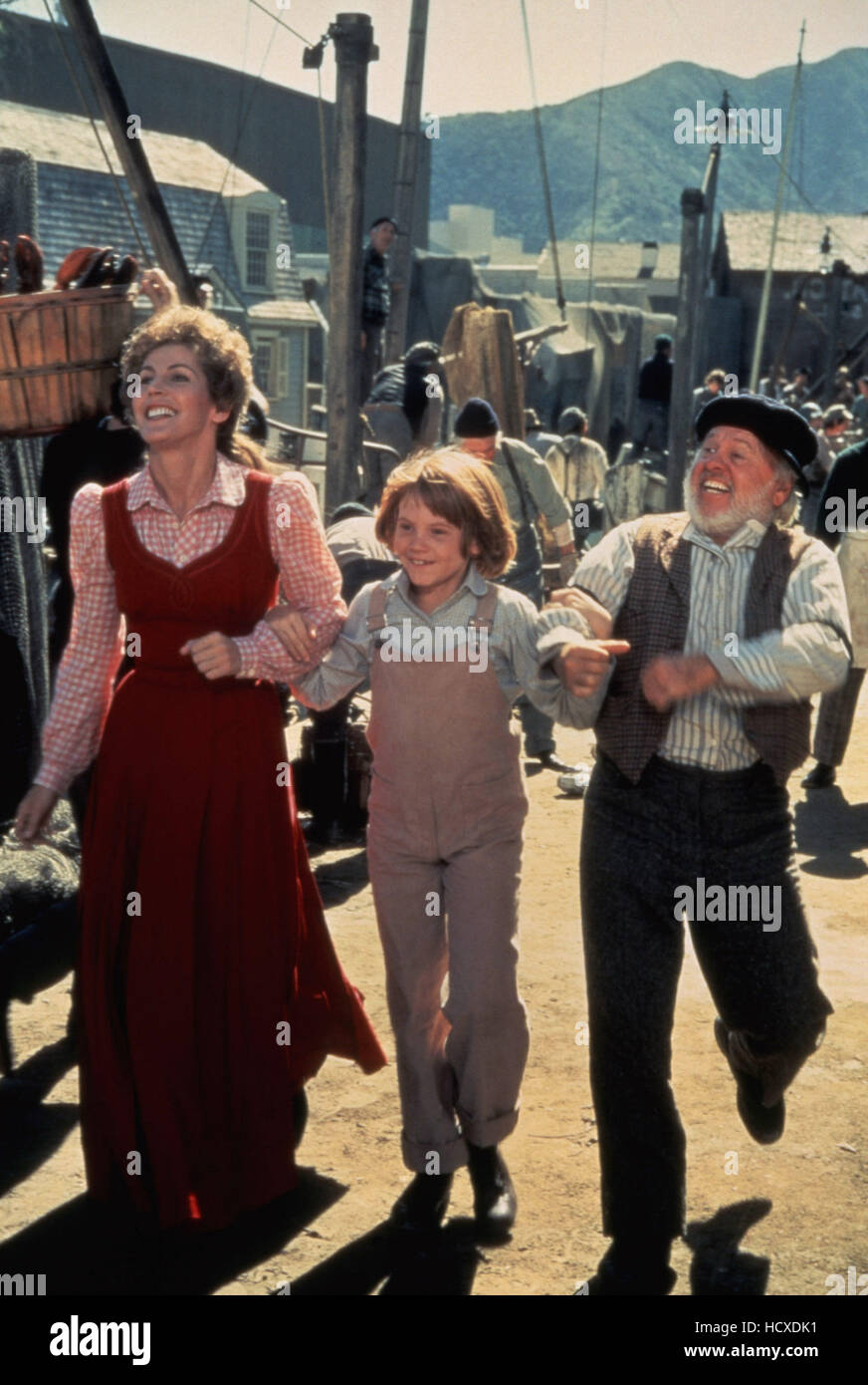PETE'S DRAGON, Helen Reddy, Sean Marshall, Mickey Rooney, 1977 Stock ...