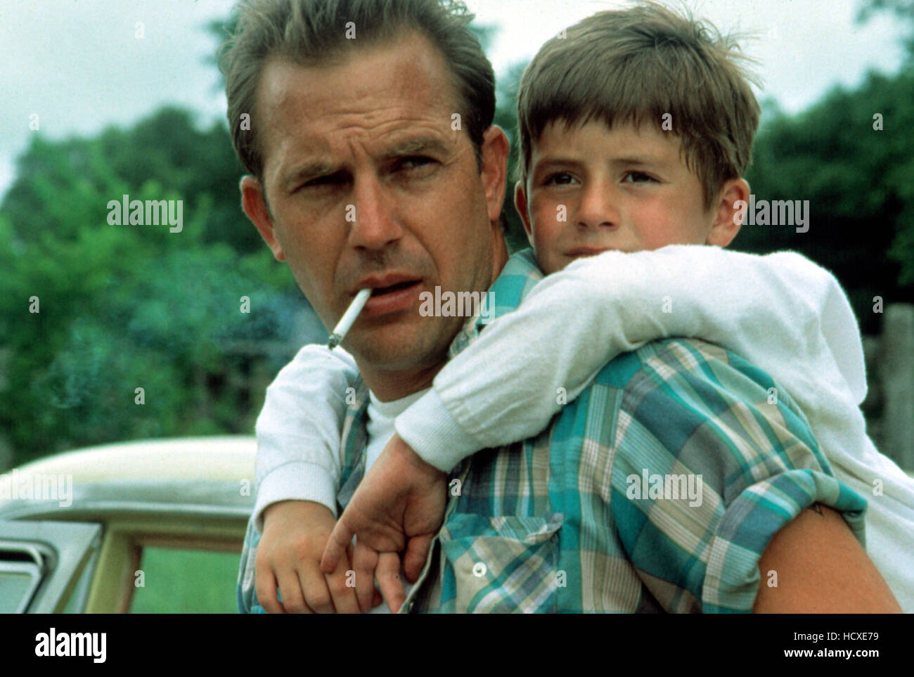A PERFECT WORLD, Kevin Costner, T. J. Lowther, 1993 Stock Photo - Alamy