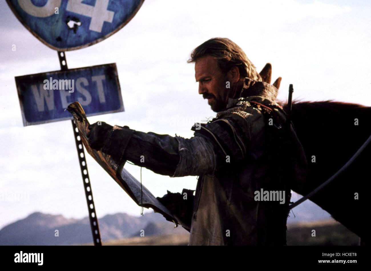 POSTMAN, Kevin Costner, 1997 Stock Photo - Alamy